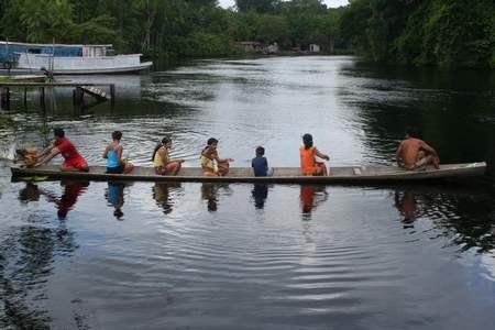 Enfants d'Amazonie