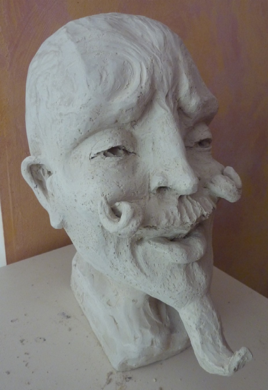 Sculpture moustachu