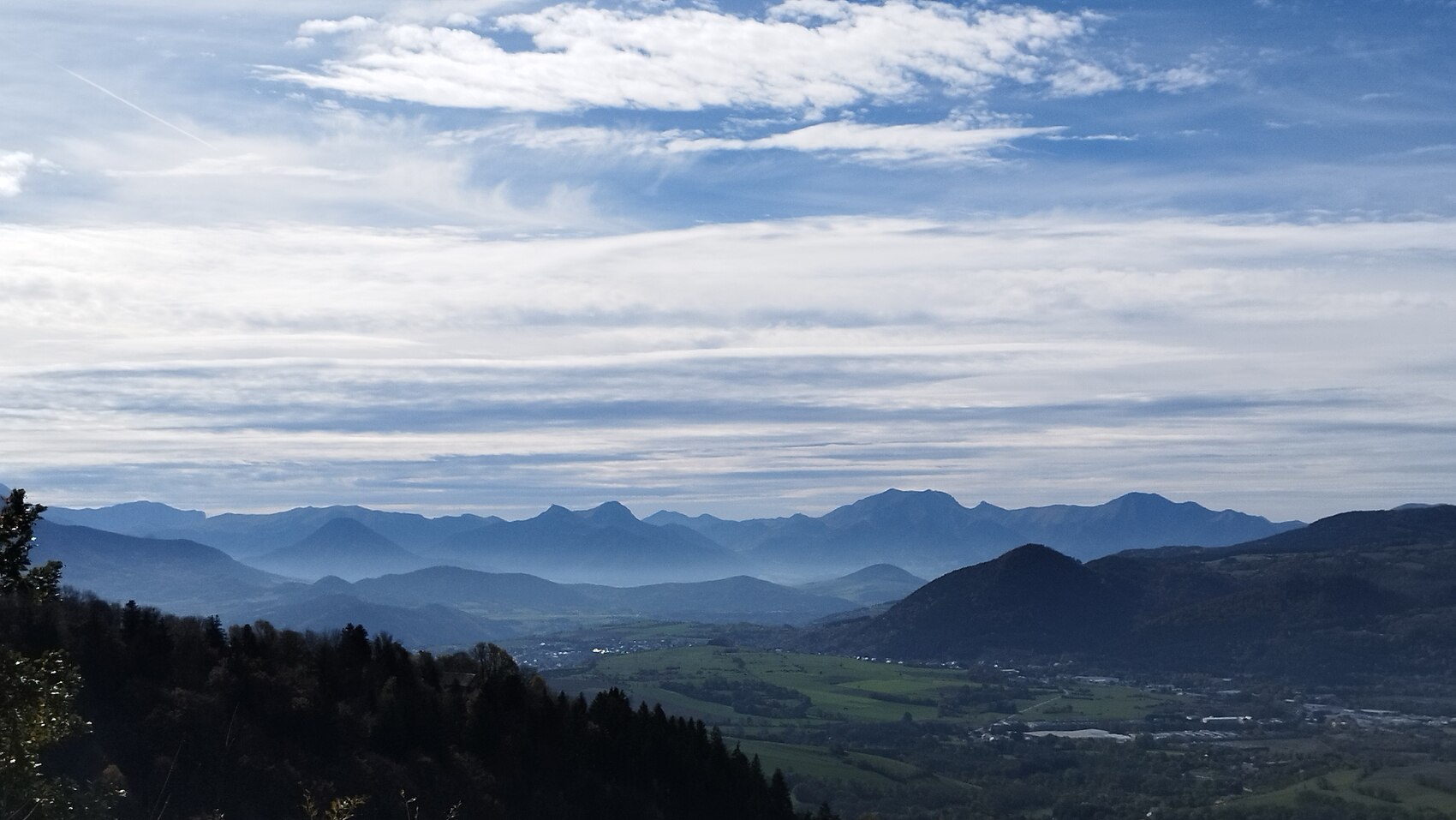 Photo Nuage sur le plateau