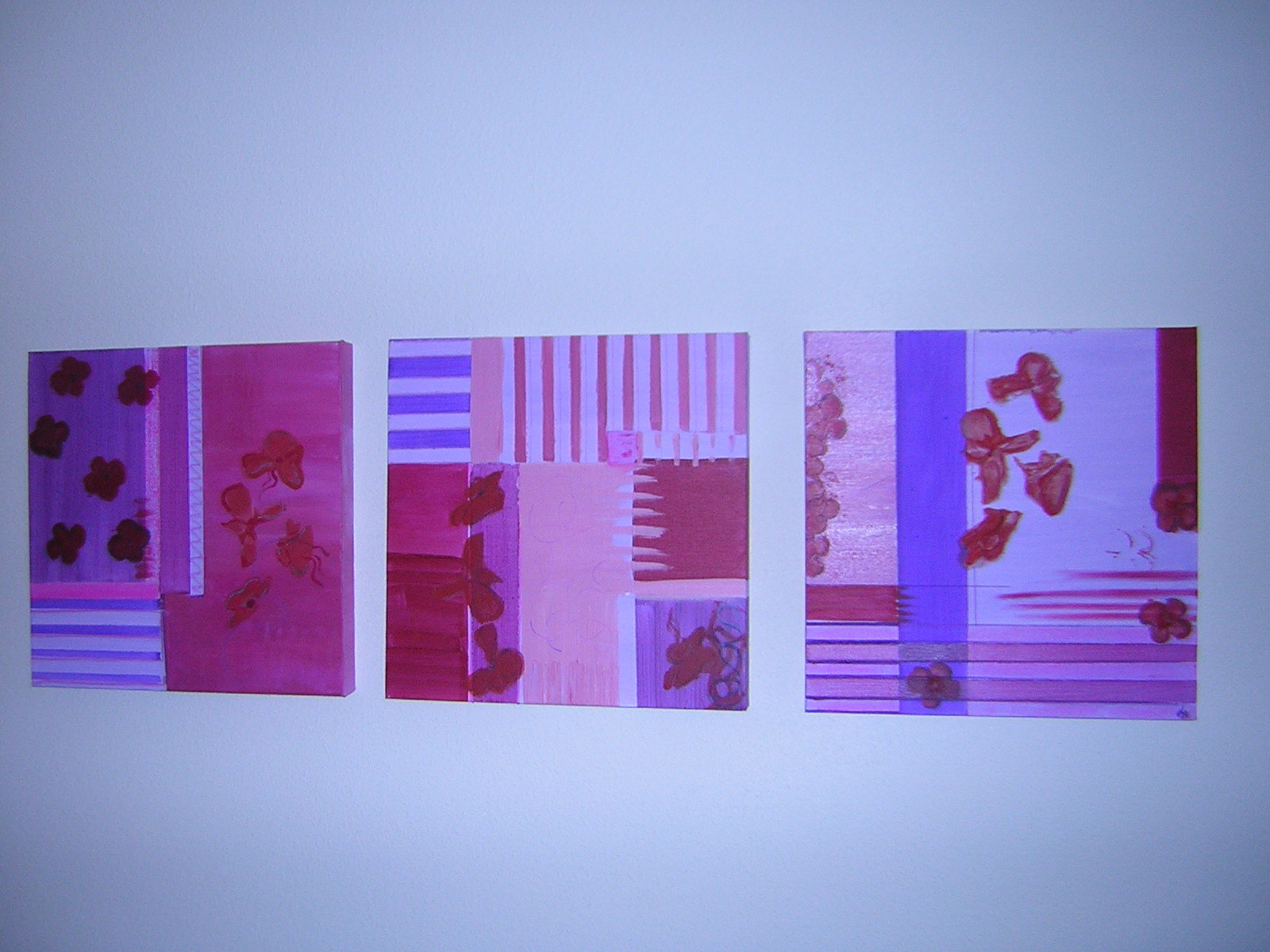 Peinture tryptique violet